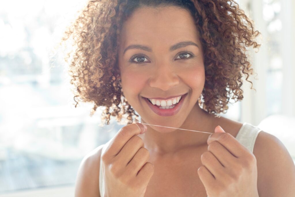Flossing Your Way to Heart Health - DENCAP Dental Plans Flossing Your Way to Heart Health - DENCAP Dental Plans
